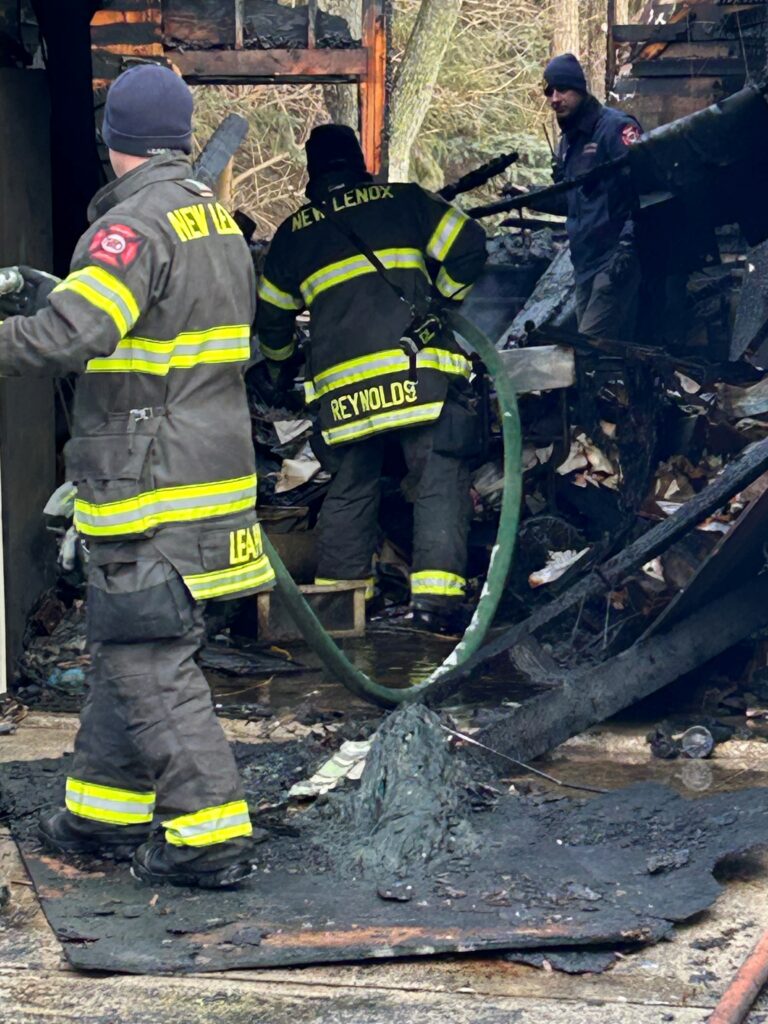 New Lenox - No Injuries in Timothy Lane Fire - Farmers Weekly Review